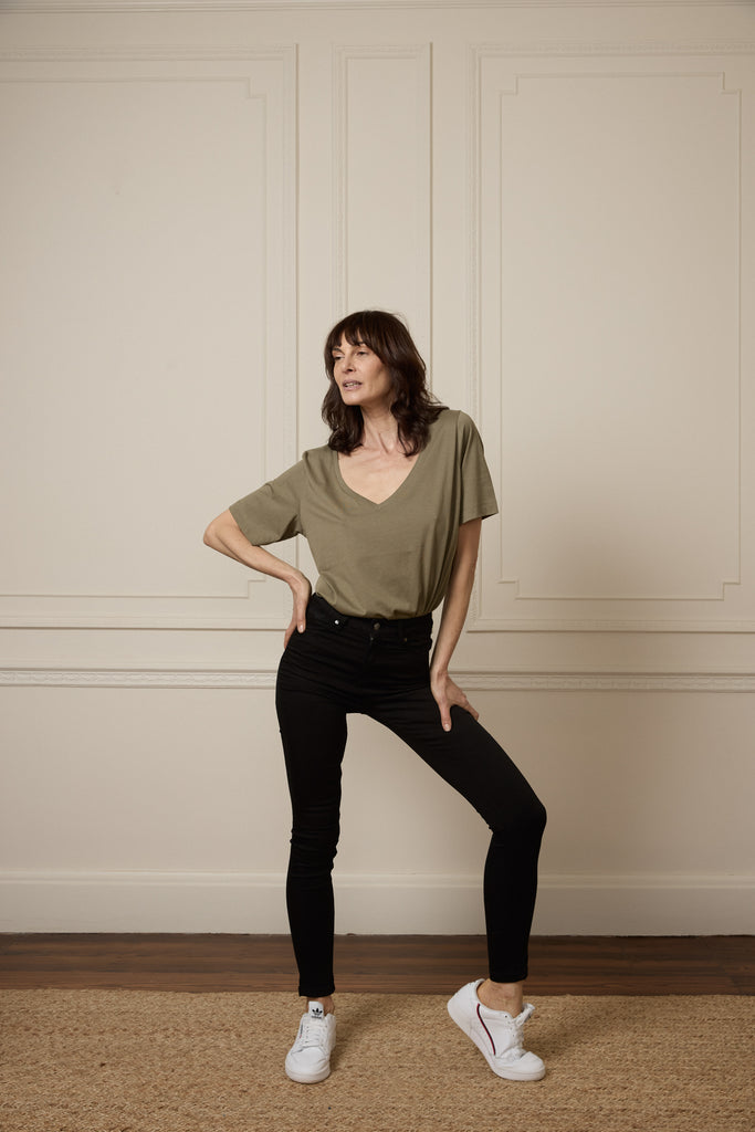 Rizzo The High Waisted Ankle Skinny Jeans | Black Denim – Donna Ida